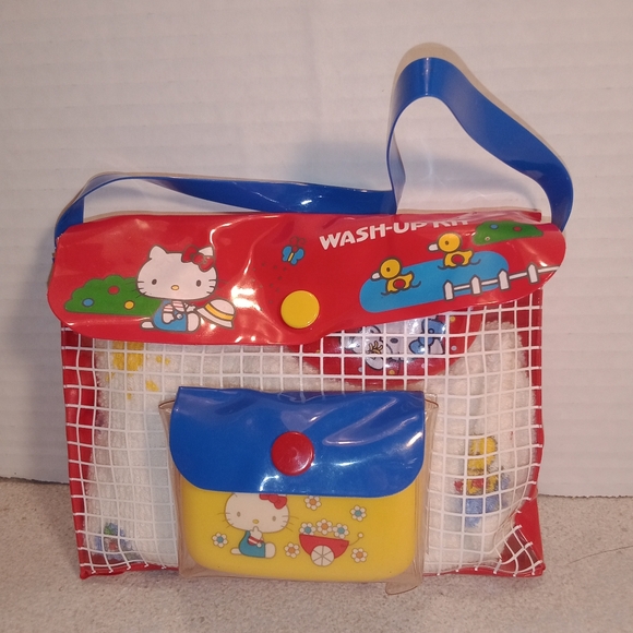 Hello Kitty | Toys | Vintage Hello Kitty Sanrio Wash Up Kit 976 | Poshmark